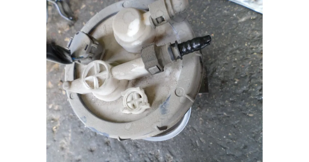 Αντλία Καυσίμου (Τρόμπα Βενζίνης) για TOYOTA AVENSIS (2003 - 2006) (T250)